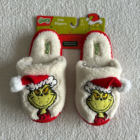 Dr. Seuss | Shoes | Dr Seuss The Grinch Kids Slippers | Poshmark
